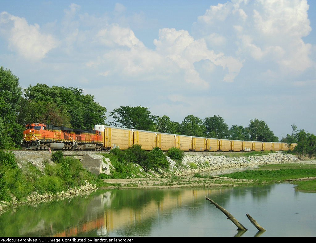 BNSF 7711 On NS 288 Weqtbound